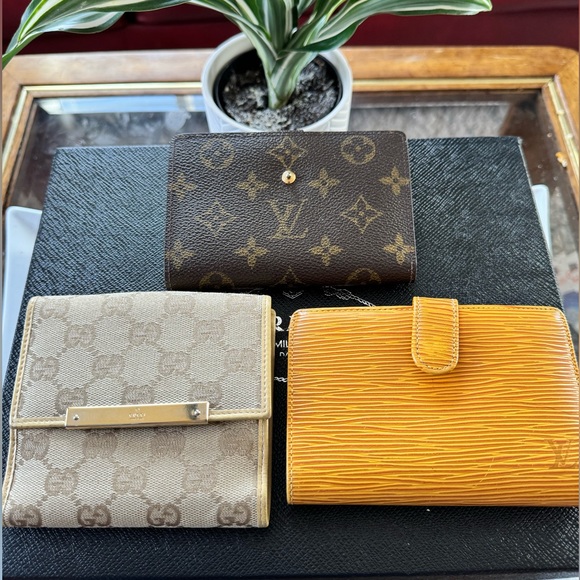 Louis Vuitton | Bags | Authentic Wallet Bundles Gucci And Louid Vuitton | Poshmark